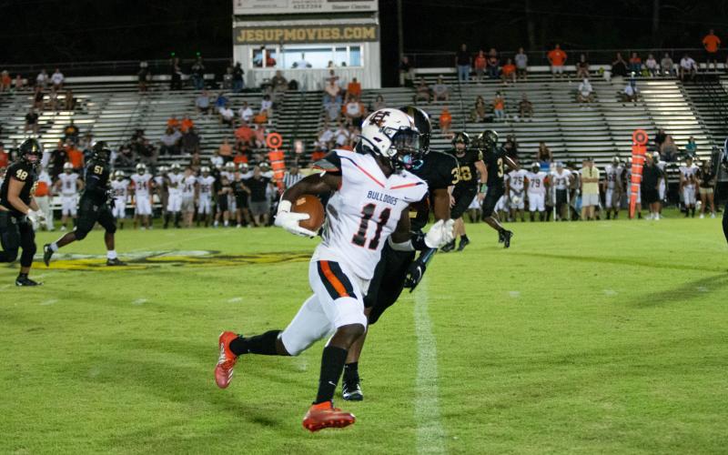 DOGS STUMBLE IN JESUP - Travel, cancellation take toll in Hart’s opener ...